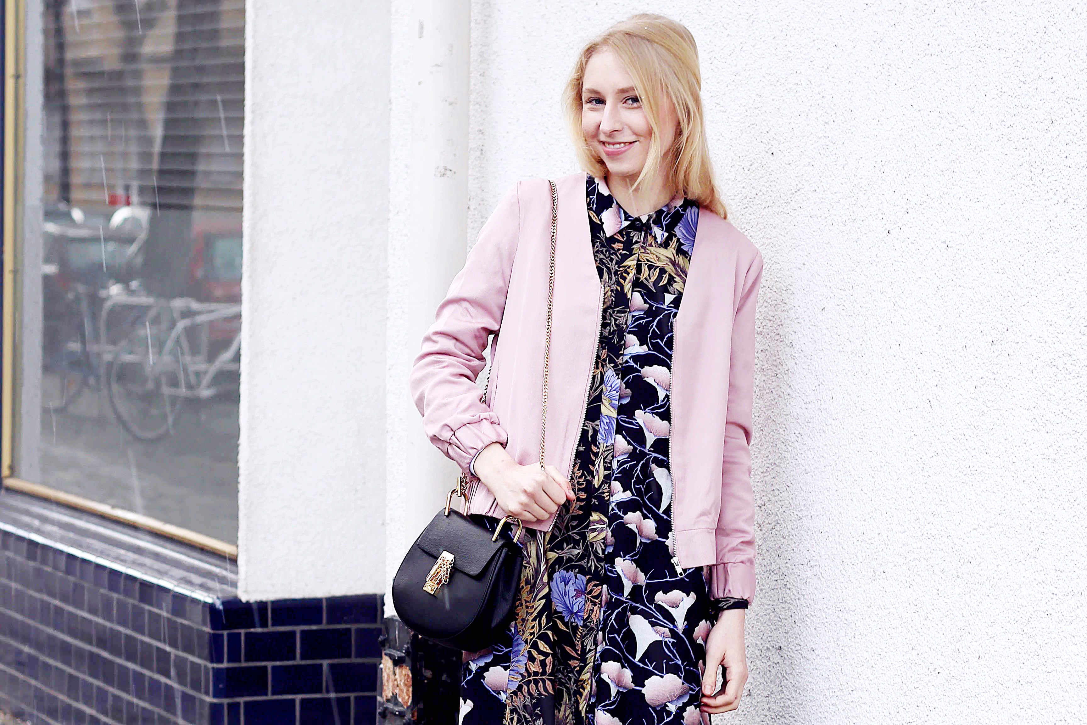 Rose Quartz Outfit- How to Style the Trend