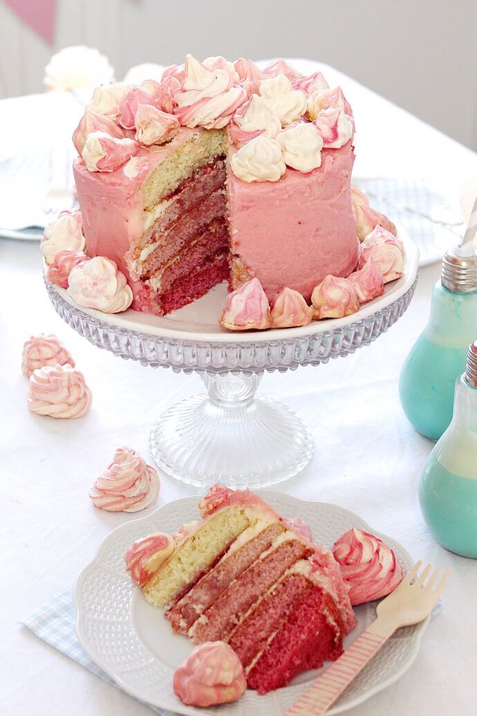 Ombre Torte in pink backen – einfaches Rezept